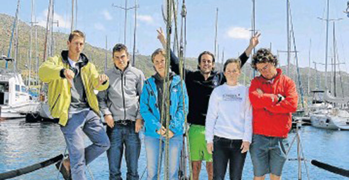 UCT Students Turn Boat into a Science Lab – SABBEX / Boating SA